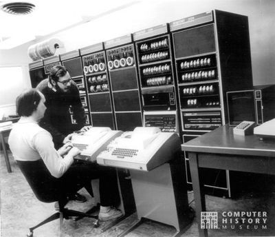Minicomputers | Virtual Visible Storage | Computer History Museum